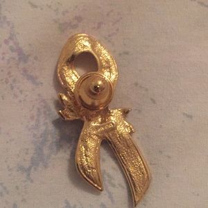 Avon | Jewelry | Vintage Avon Pink Ribbon Pin | Poshmark